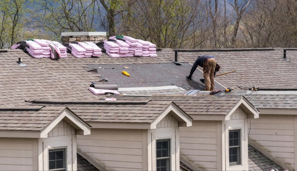 A Simple Guide to Roof Replacement – Ricks Main Roofing